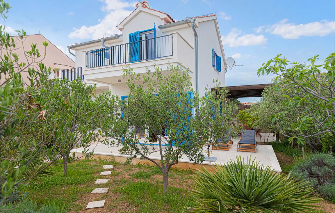 150 M² Ferienhaus ∙ 3 Schlafzimmer ∙ 6 Gäste - Vodice