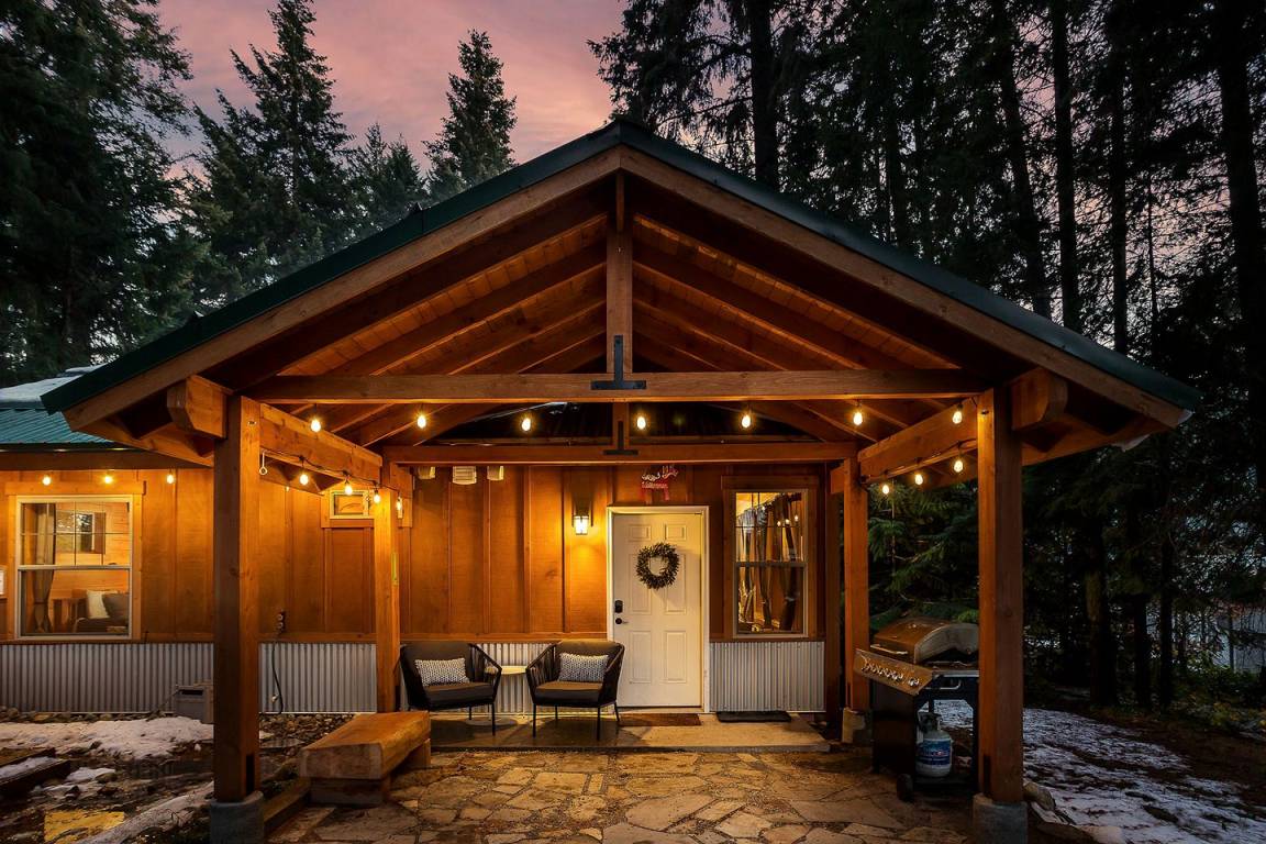 House ∙ 2 Bedrooms ∙ 4 Guests - Plain, WA