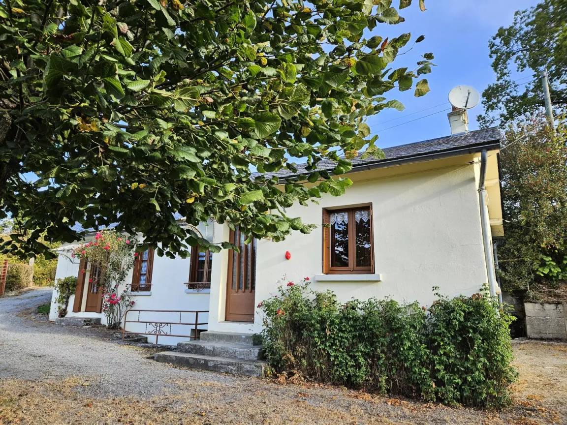40 M² Casa ∙ 2 Habitaciones ∙ 4 Huéspedes - Ussel