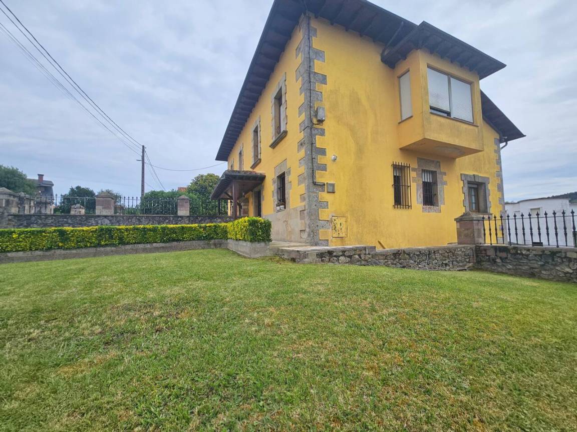 123 M² Ferienwohnung ∙ 4 Schlafzimmer ∙ 6 Gäste - Santillana del Mar