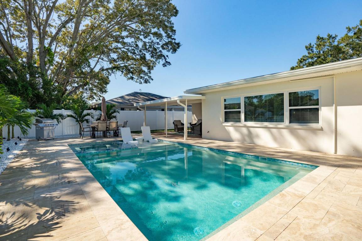 House ∙ 2 Bedrooms ∙ 5 Guests - Clearwater, FL