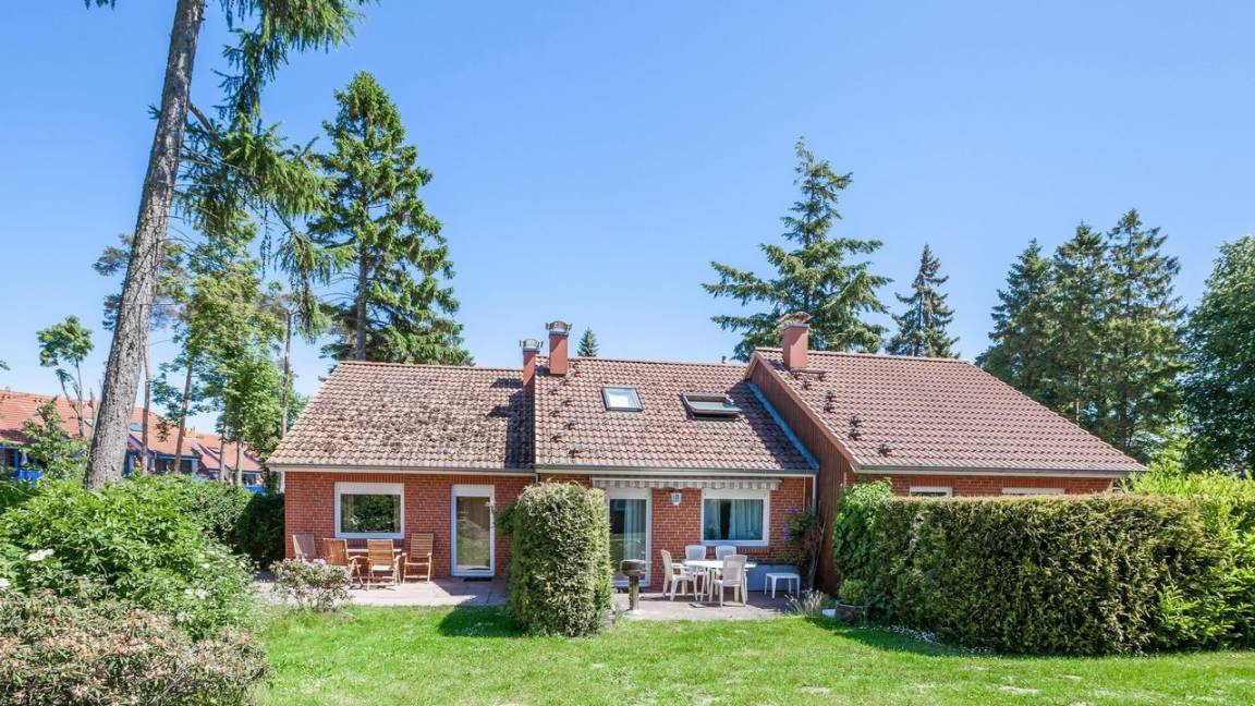 63 M² Ferienhaus ∙ 2 Schlafzimmer ∙ 4 Gäste - Boltenhagen