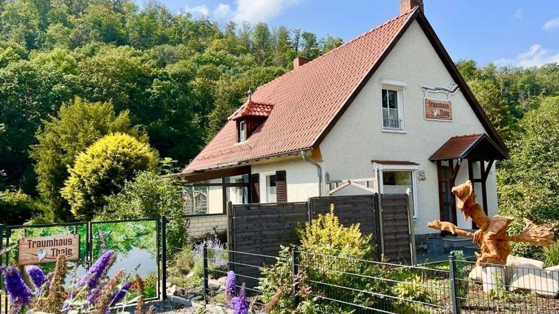 150 M² Ferienhaus ∙ 3 Schlafzimmer ∙ 6 Gäste - Thale