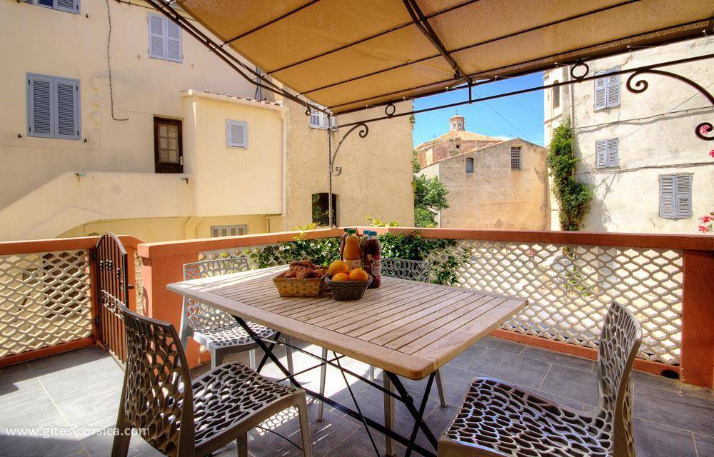 60 M² Gîte ∙ 2 Chambres ∙ 4 Personnes - Corse