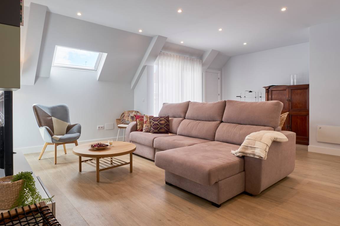 105 M² Ferienwohnung ∙ 3 Schlafzimmer ∙ 6 Gäste - León