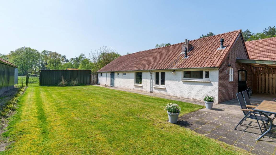 100 M² Huis ∙ 3 Slaapkamers ∙ 6 Gasten - Eindhoven