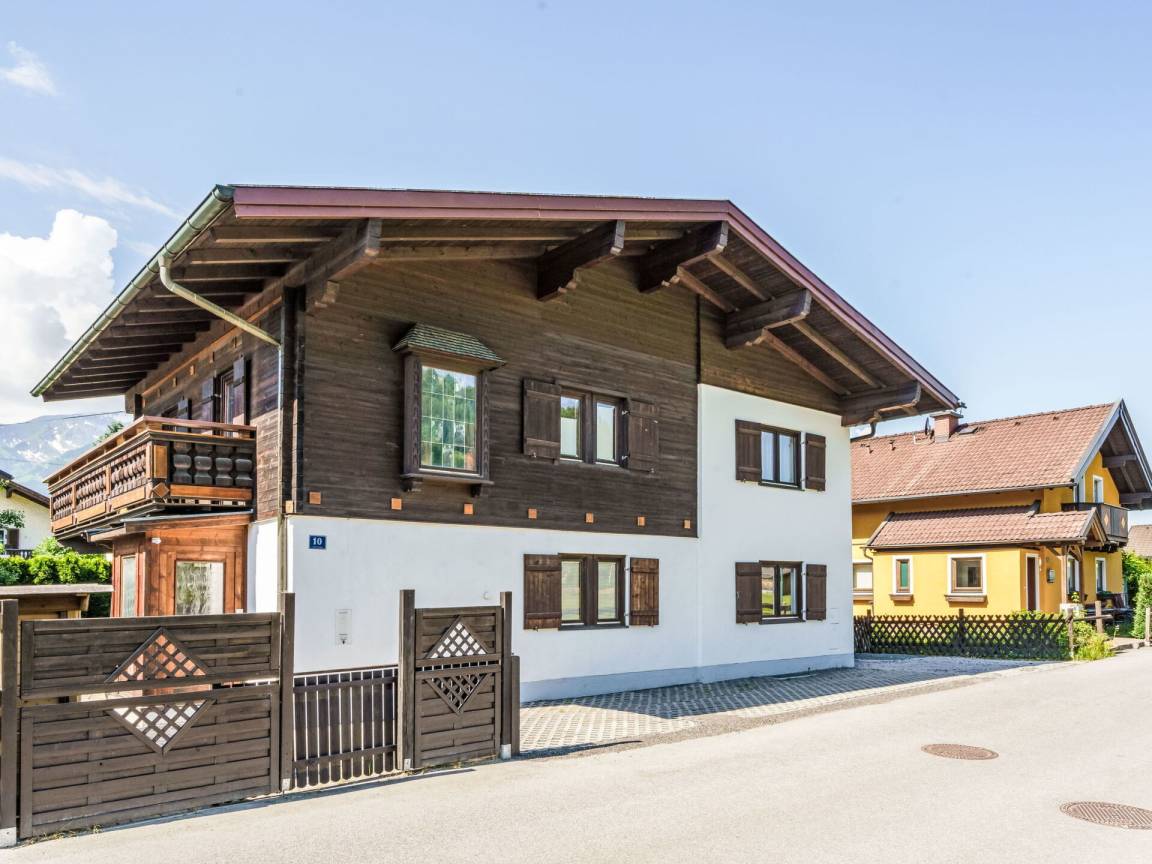 180 M² Ferienhaus ∙ 5 Schlafzimmer ∙ 10 Gäste - Zell am See