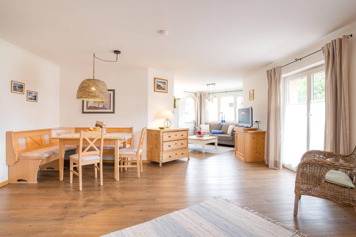 55 M² Ferienwohnung ∙ 1 Schlafzimmer ∙ 4 Gäste - Sonthofen