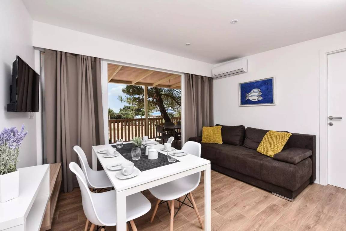 40 M² Caravan ∙ 2 Bedrooms ∙ 6 Guests - Dugi Otok