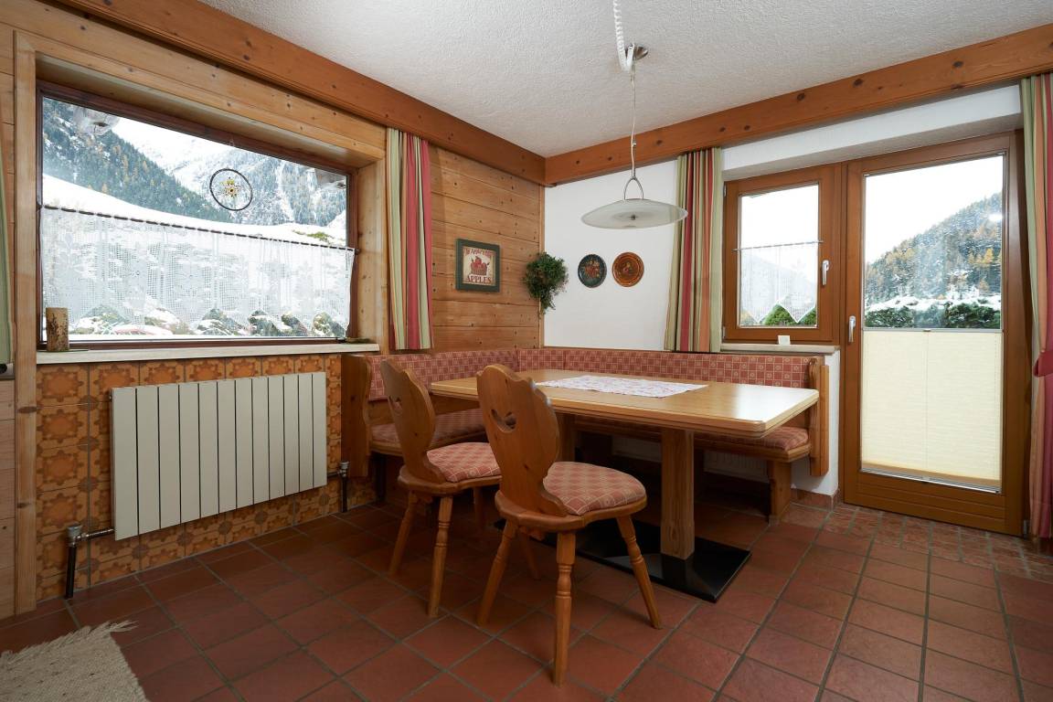 75 M² Ferienwohnung ∙ 2 Schlafzimmer ∙ 4 Gäste - Sölden