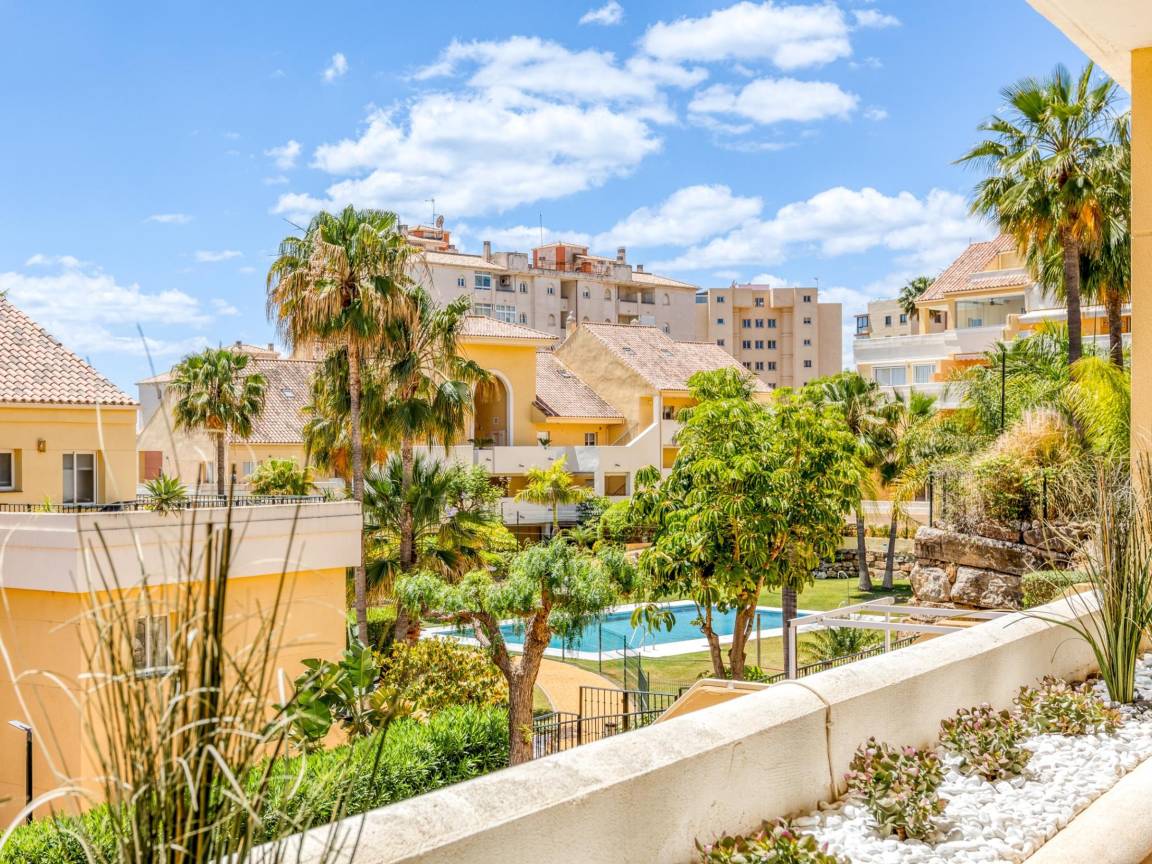 60 M² Apartment ∙ 1 Bedroom ∙ 2 Guests - Estepona