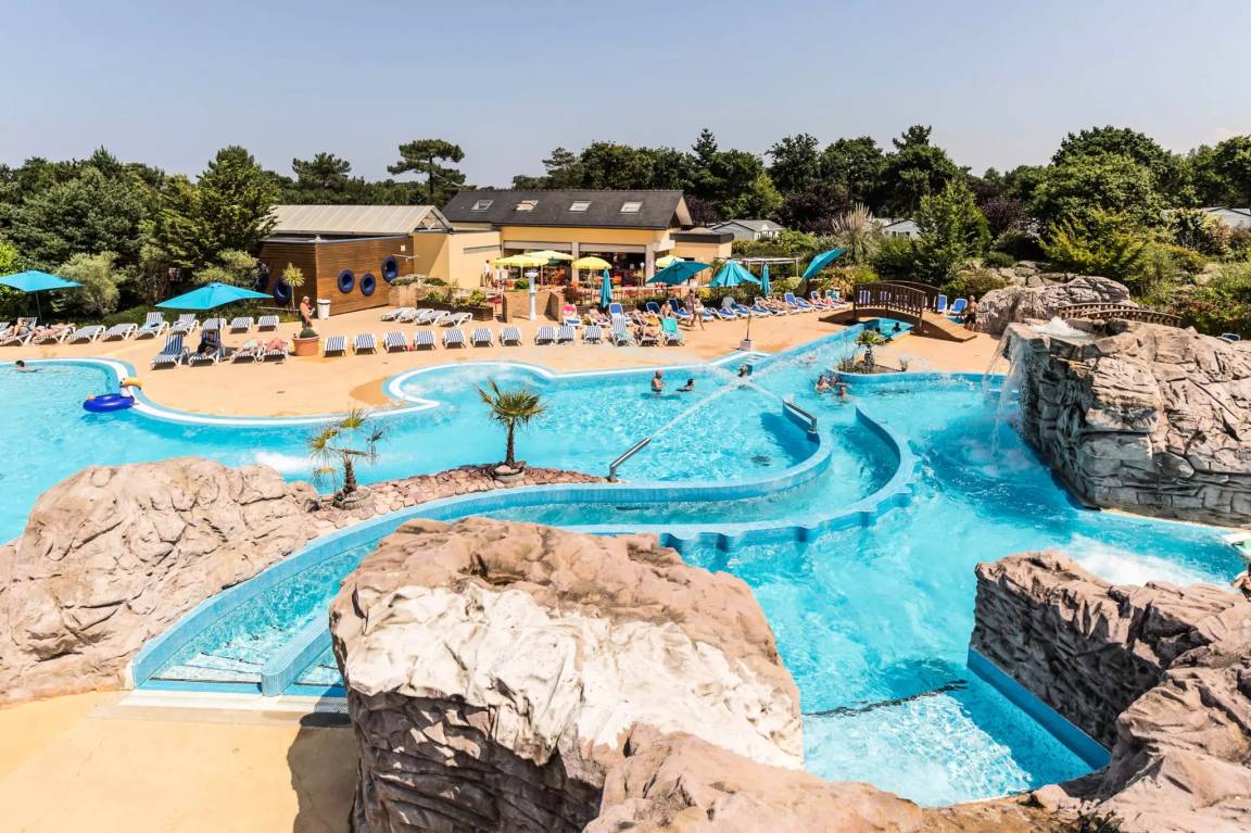 40 M² Caravan ∙ 4 Bedrooms ∙ 10 Guests - Erquy