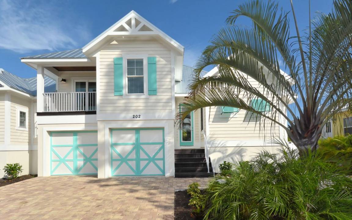 186 M² House ∙ 4 Bedrooms ∙ 8 Guests - Holmes Beach, FL