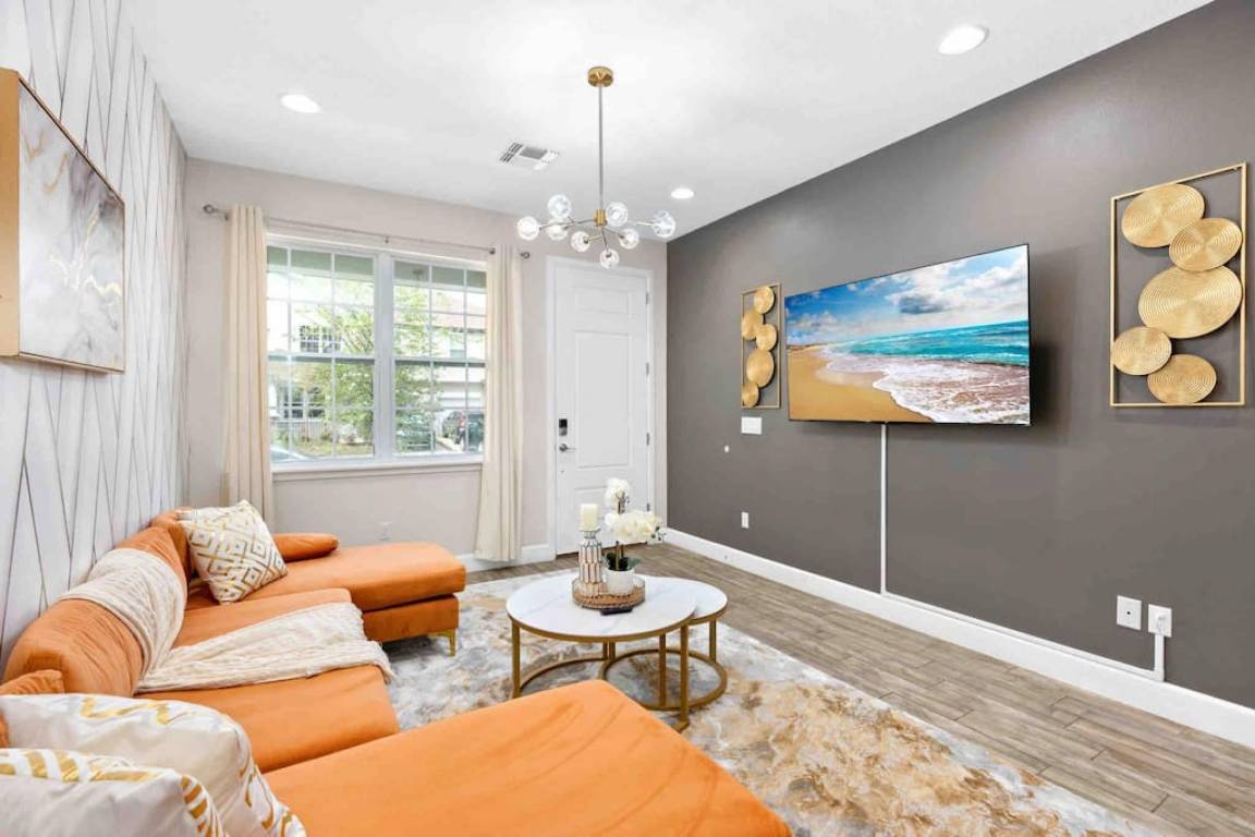 House ∙ 5 Bedrooms ∙ 16 Guests - Kissimmee, FL