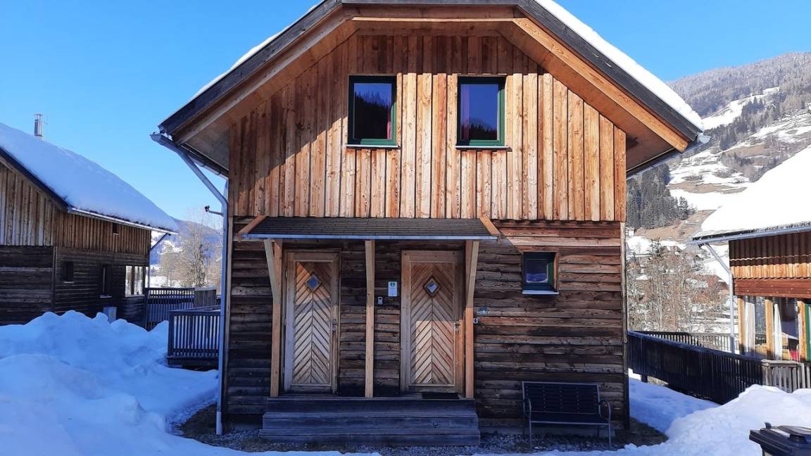 90 M² Ferienhaus ∙ 4 Schlafzimmer ∙ 8 Gäste - Murau