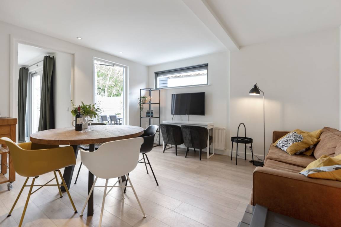 53 M² Apartment ∙ 2 Bedrooms ∙ 4 Guests - Heemstede