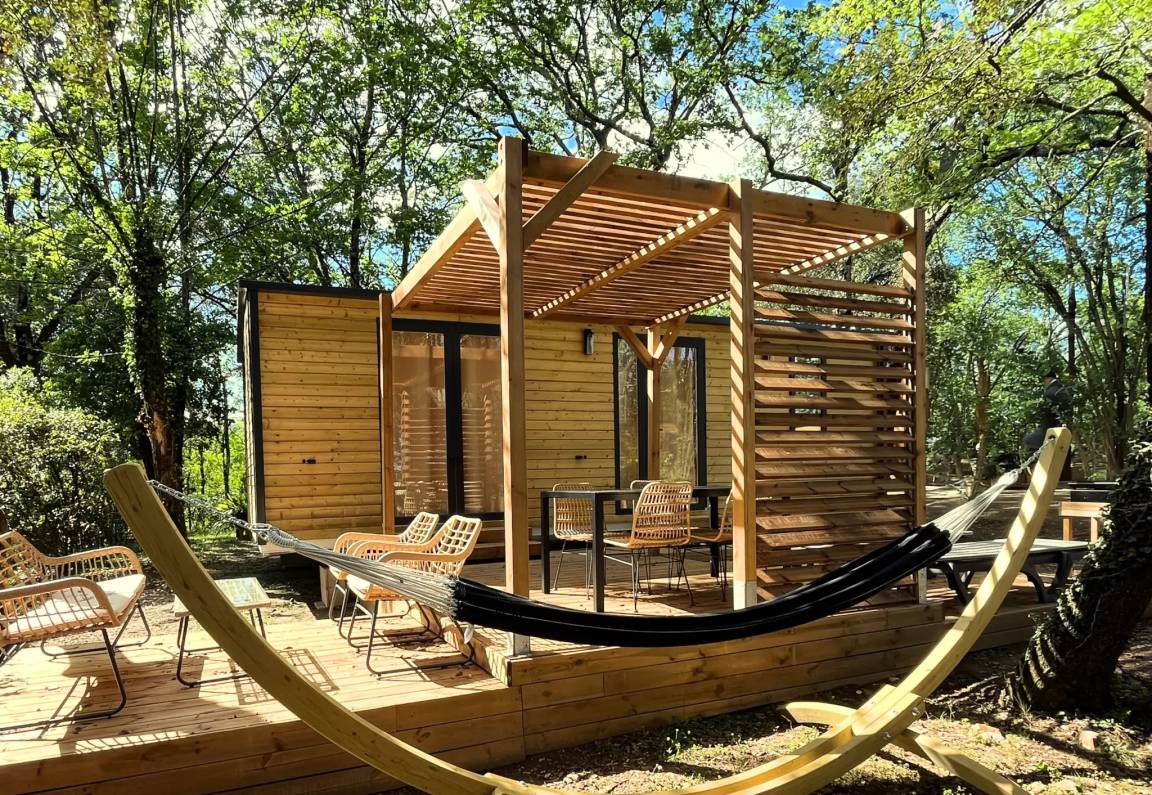 32 M² Mobil-home ∙ 2 Chambres ∙ 4 Personnes - Alès