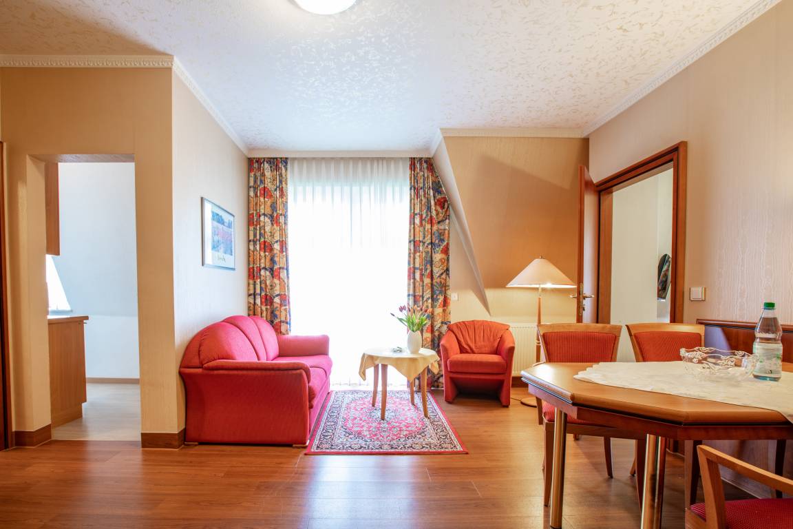 40 M² Ferienwohnung ∙ 1 Schlafzimmer ∙ 4 Gäste - Bad Kissingen