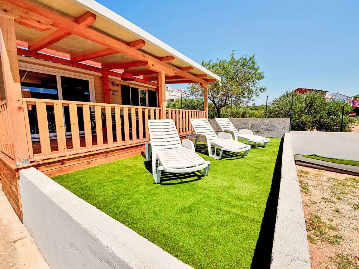 33 M² Ferienhaus ∙ 2 Schlafzimmer ∙ 4 Gäste - Brodarica