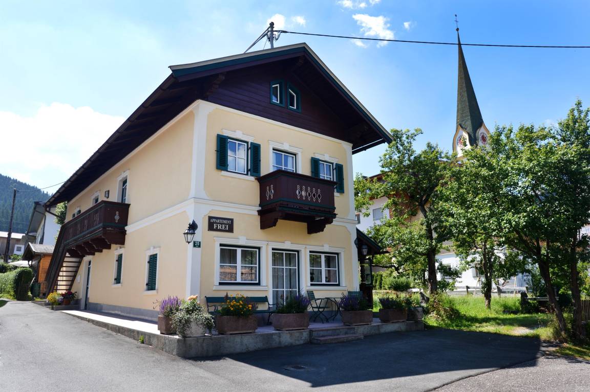 65 M² Ferienwohnung ∙ 2 Schlafzimmer ∙ 2 Gäste - Ellmau