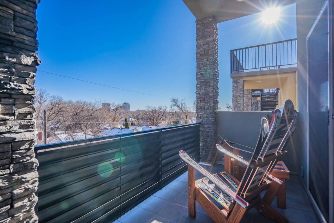 Apartment ∙ 4 Bedrooms ∙ 8 Guests - Manitou Springs, CO