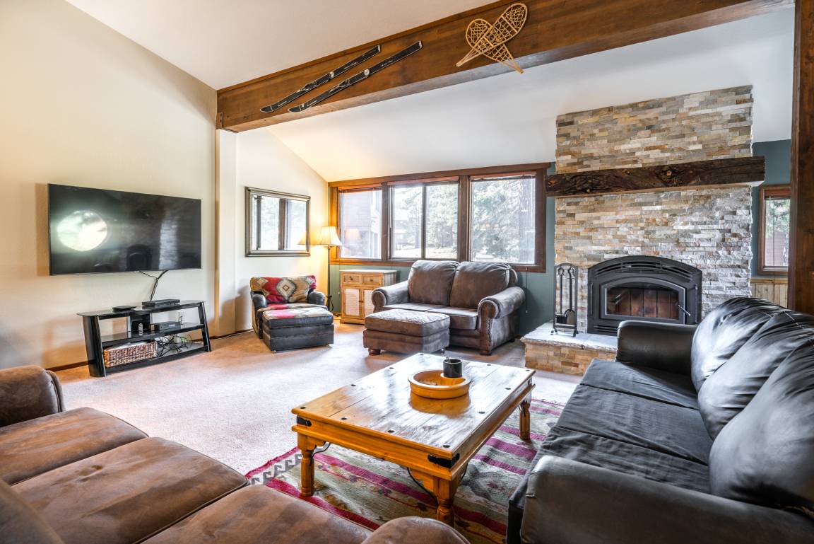 121 M² House ∙ 2 Bedrooms ∙ 6 Guests - Mammoth Mountain, CA