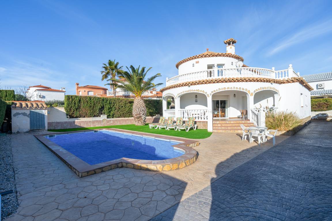 180 M² Villa ∙ 5 Chambres ∙ 12 Personnes - Mont-roig del Camp