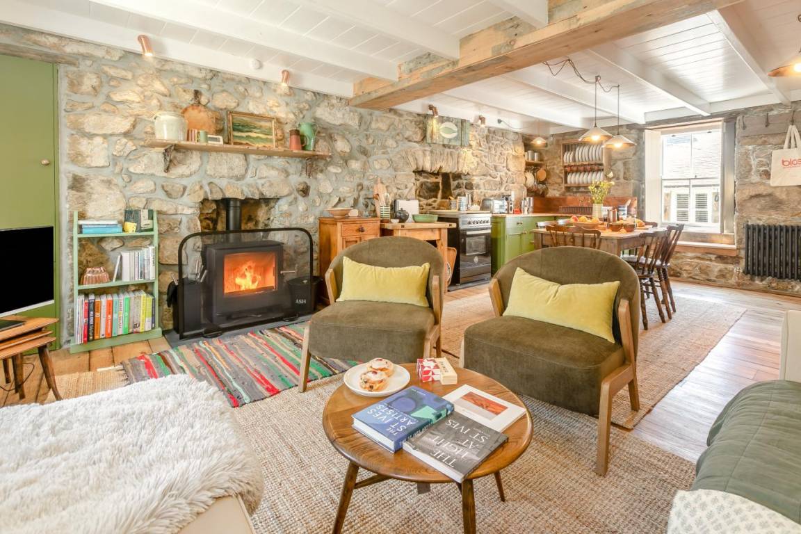 Cottage ∙ 3 Bedrooms ∙ 6 Guests - Carbis Bay