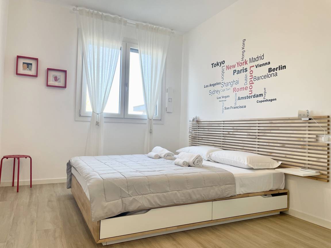 45 M² Ferienwohnung ∙ 1 Schlafzimmer ∙ 2 Gäste - Rimini