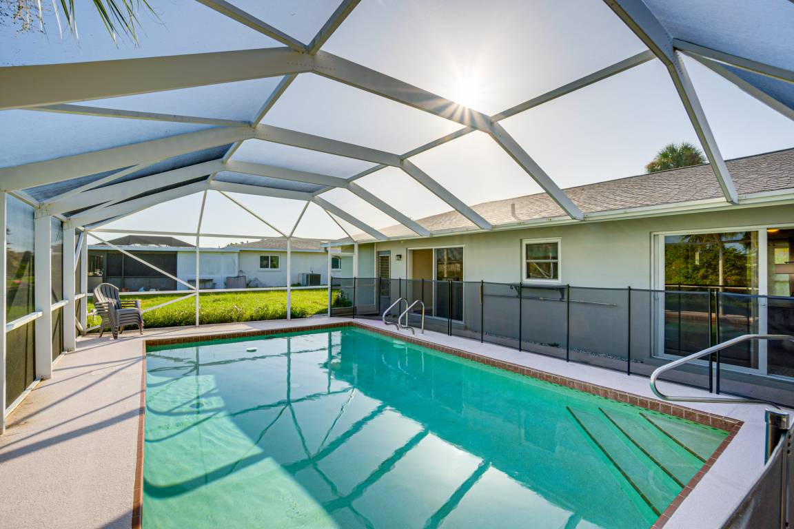 157 M² House ∙ 3 Bedrooms ∙ 9 Guests - Englewood, FL