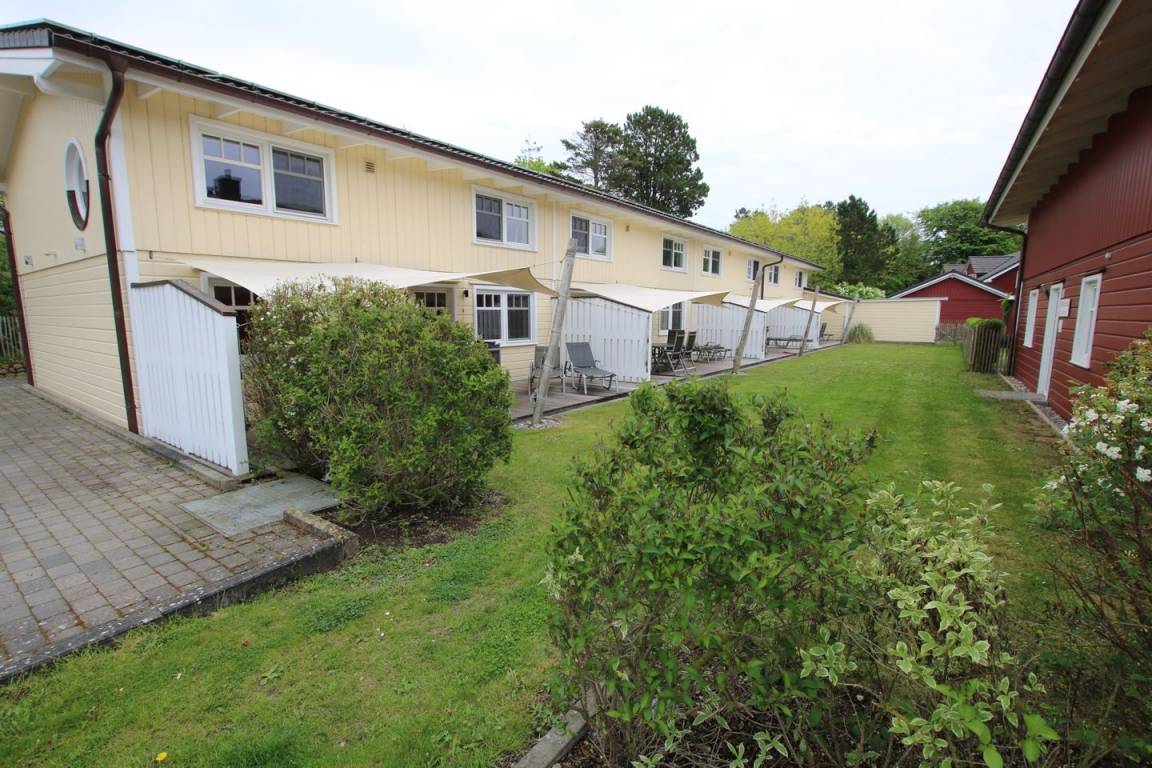 98 M² Ferienhaus ∙ 3 Schlafzimmer ∙ 5 Gäste - Nieblum