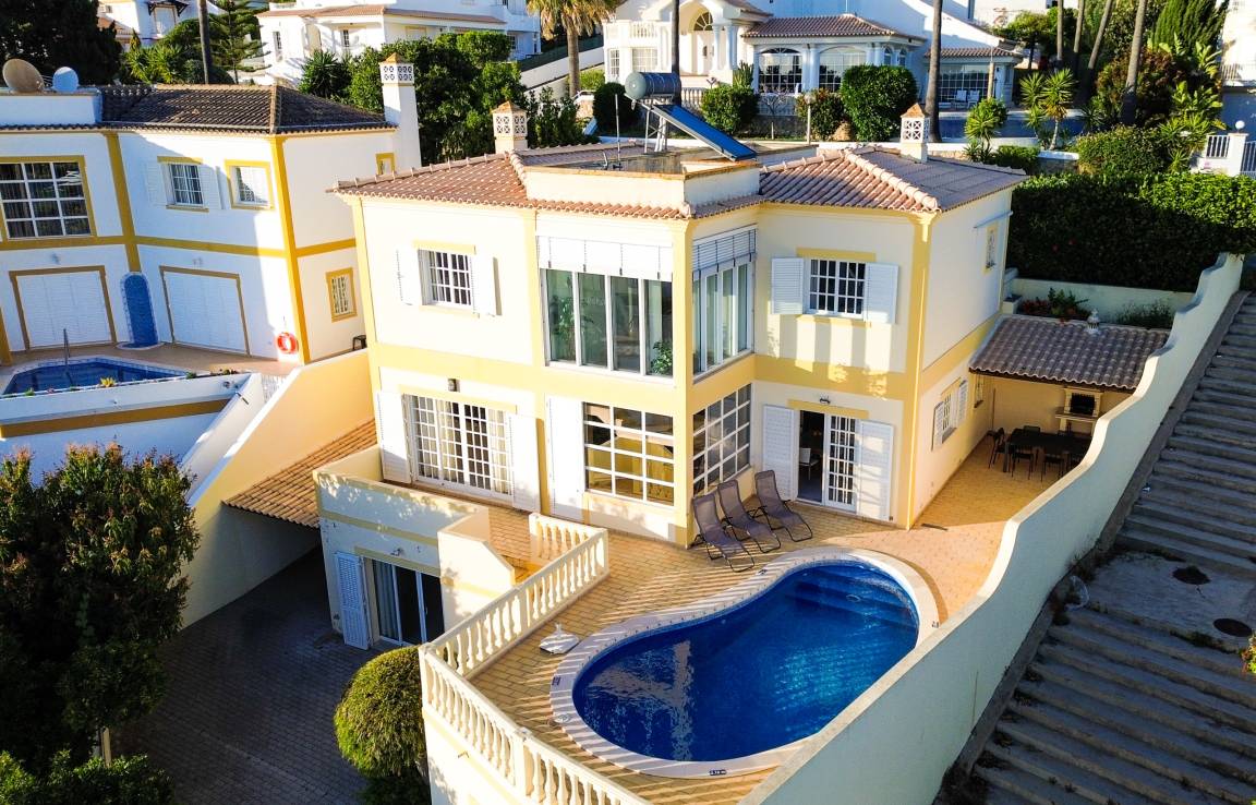 300 M² Villa ∙ 5 Chambres ∙ 11 Personnes - Algarve