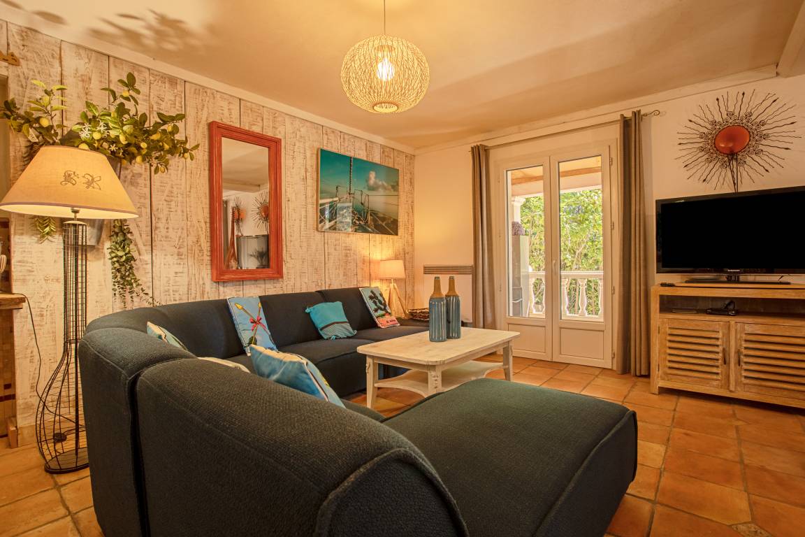 140 M² Maison De Vacances ∙ 4 Chambres ∙ 8 Personnes - Draguignan