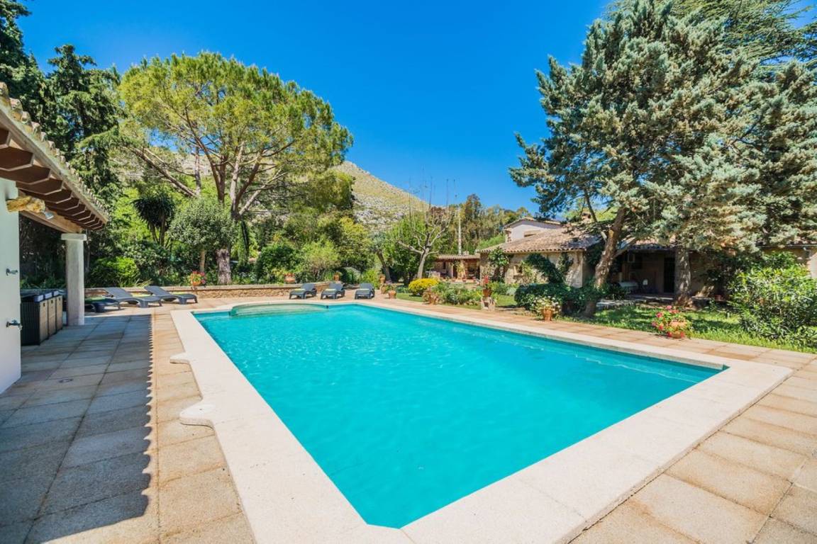 400 M² Villa ∙ 4 Bedrooms ∙ 8 Guests - Pollença