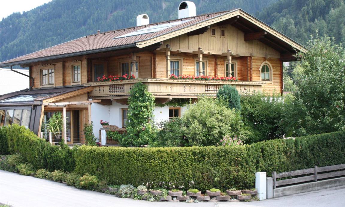 105 M² Ferienwohnung ∙ 3 Schlafzimmer ∙ 8 Gäste - Stumm