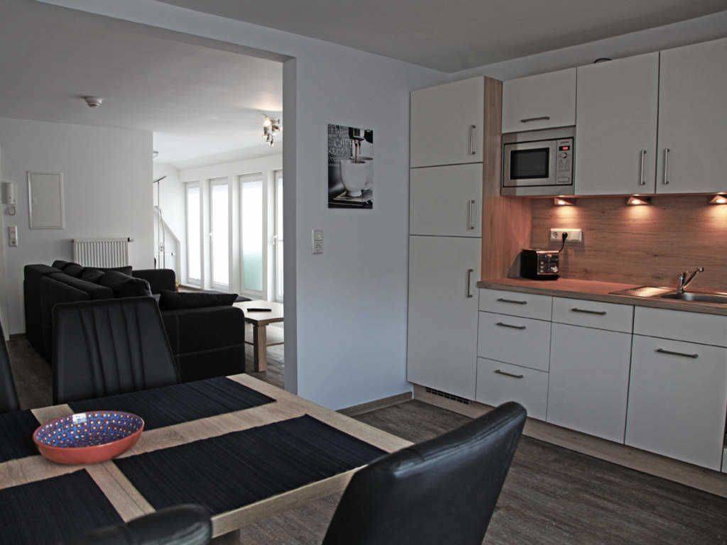 83 M² Apartamento ∙ 2 Habitaciones ∙ 4 Huéspedes - Leer