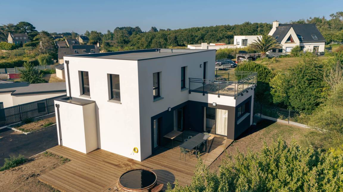 110 M² Huis ∙ 4 Slaapkamers ∙ 9 Gasten - Trégastel