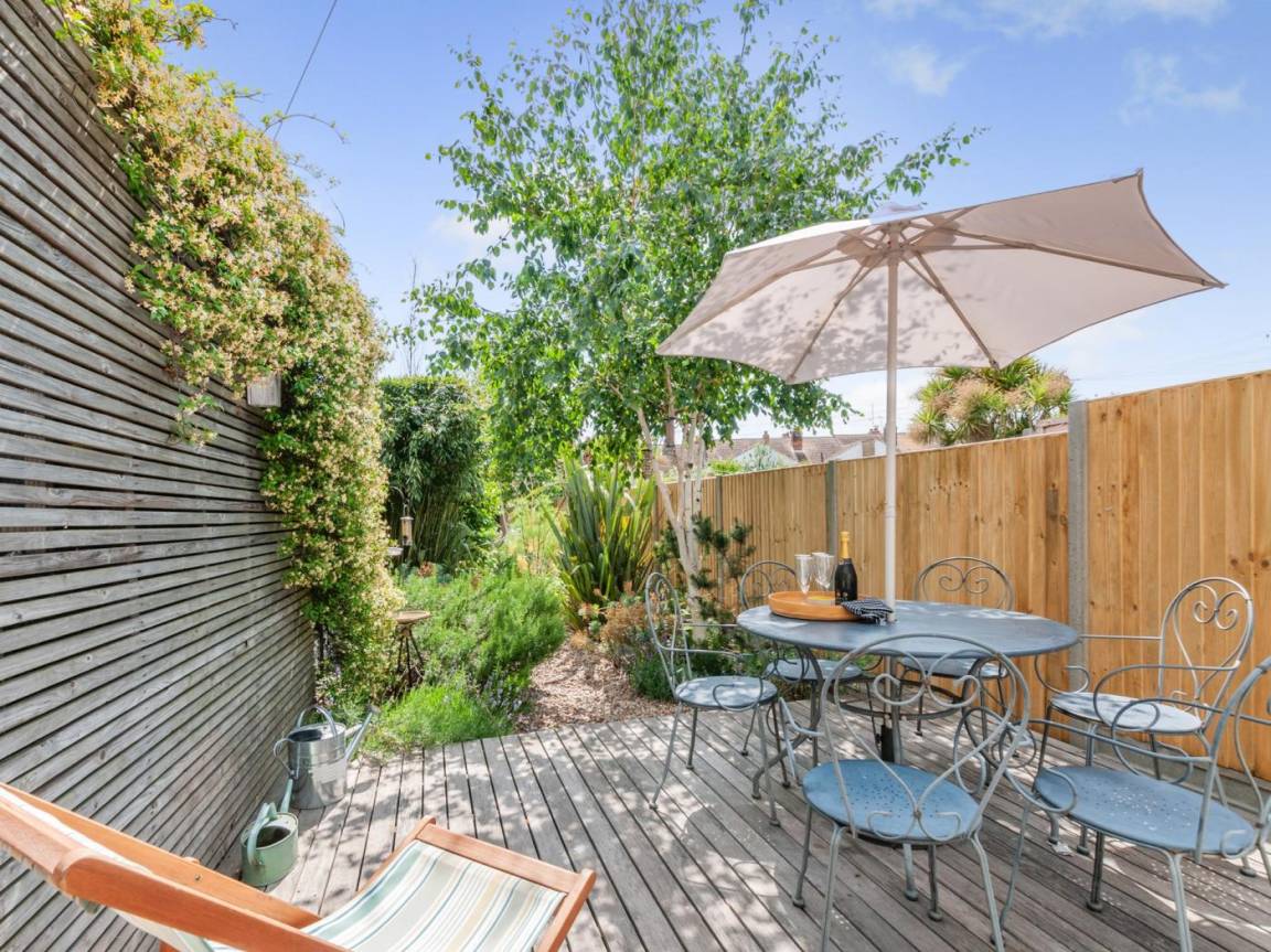 Cottage ∙ 3 Bedrooms ∙ 6 Guests - Kent