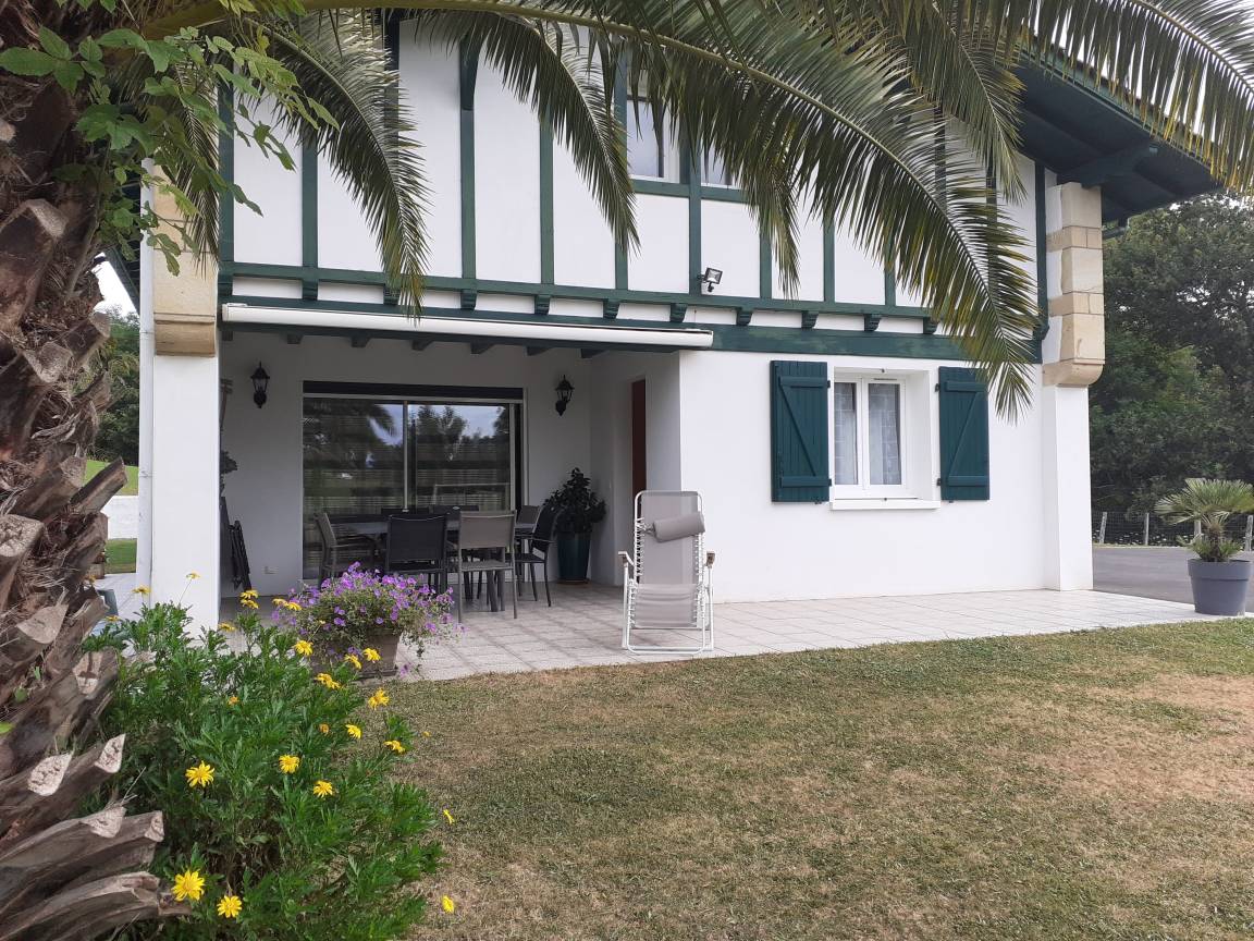 130 M² Villa ∙ 3 Bedrooms ∙ 7 Guests - Guéthary