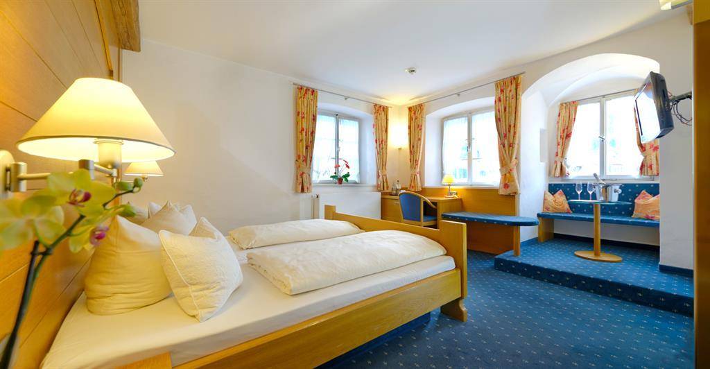 Hotel ∙ 1 Bedroom ∙ 2 Guests - Murnau am Staffelsee