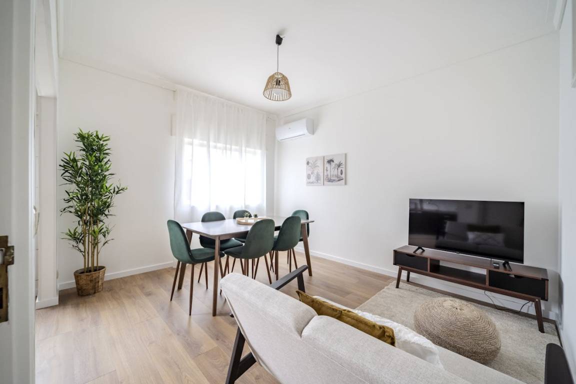 70 M² Apartamento ∙ 3 Habitaciones ∙ 6 Huéspedes - Braga