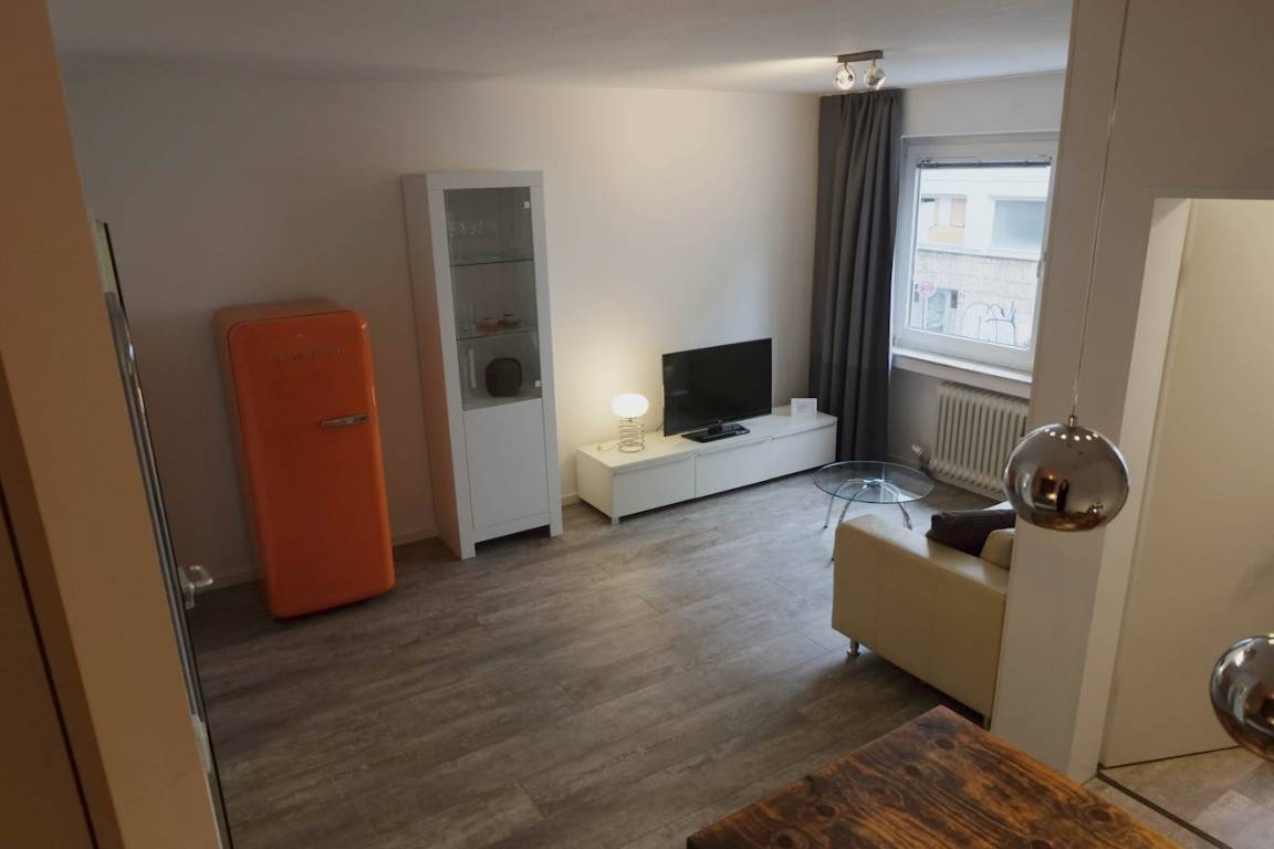 33 M² Apartment ∙ 1 Bedroom ∙ 1 Guest - Düsseldorf