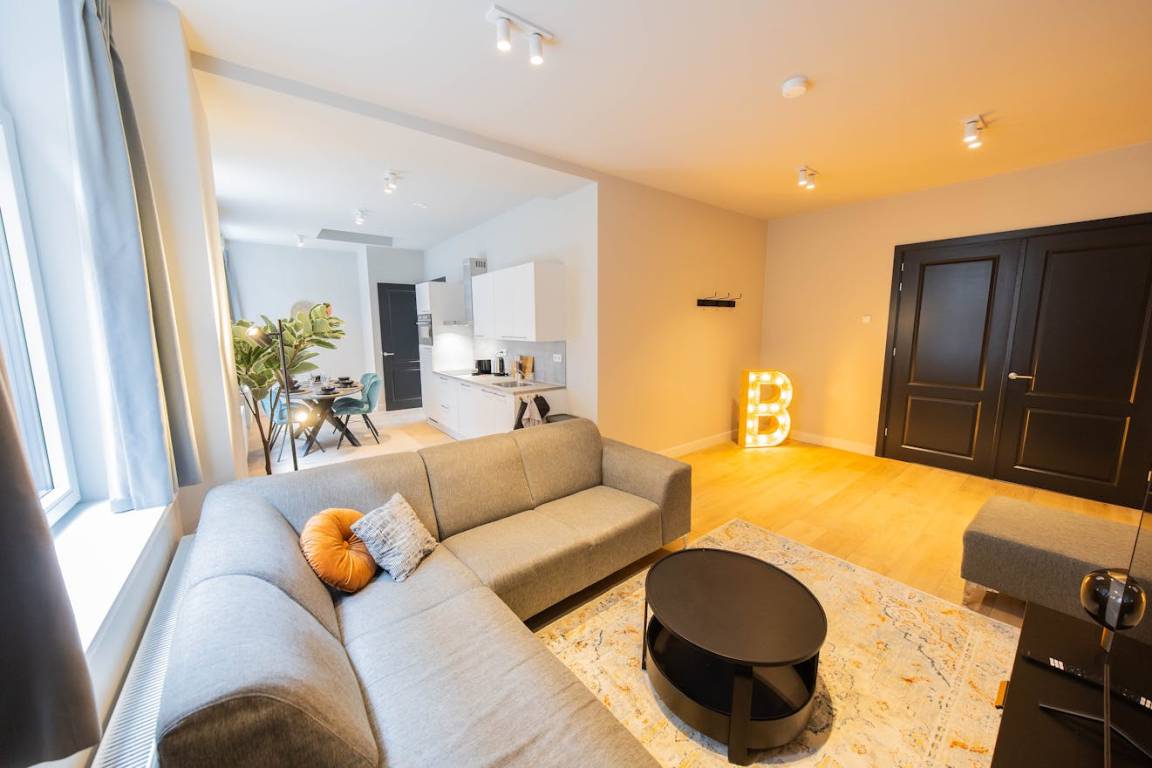 106 M² Apartment ∙ 3 Bedrooms ∙ 6 Guests - Rotterdam