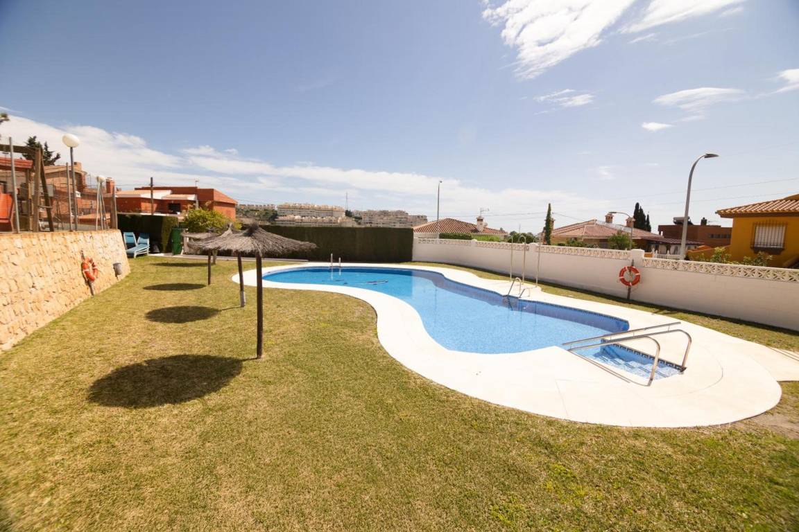 80 M² Ferienhaus ∙ 3 Schlafzimmer ∙ 6 Gäste - Rincón de la Victoria