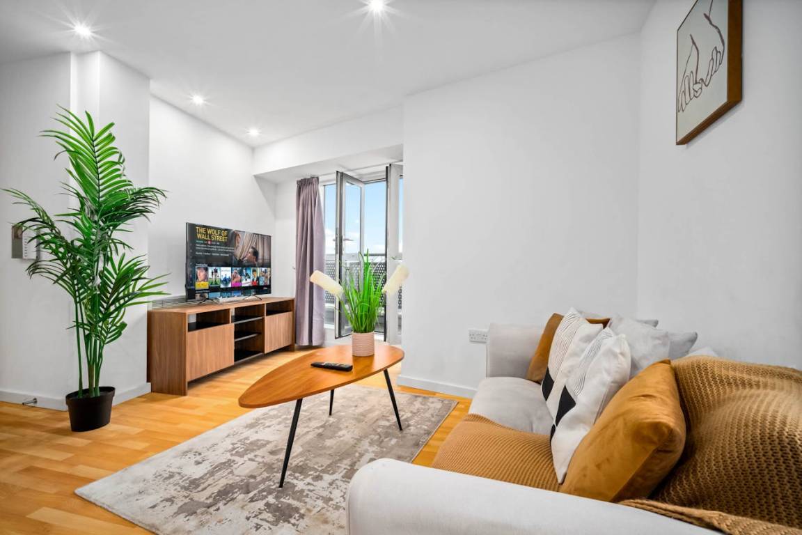 92 M² Apartment ∙ 2 Bedrooms ∙ 3 Guests - The Royal Town of Sutton Coldfield