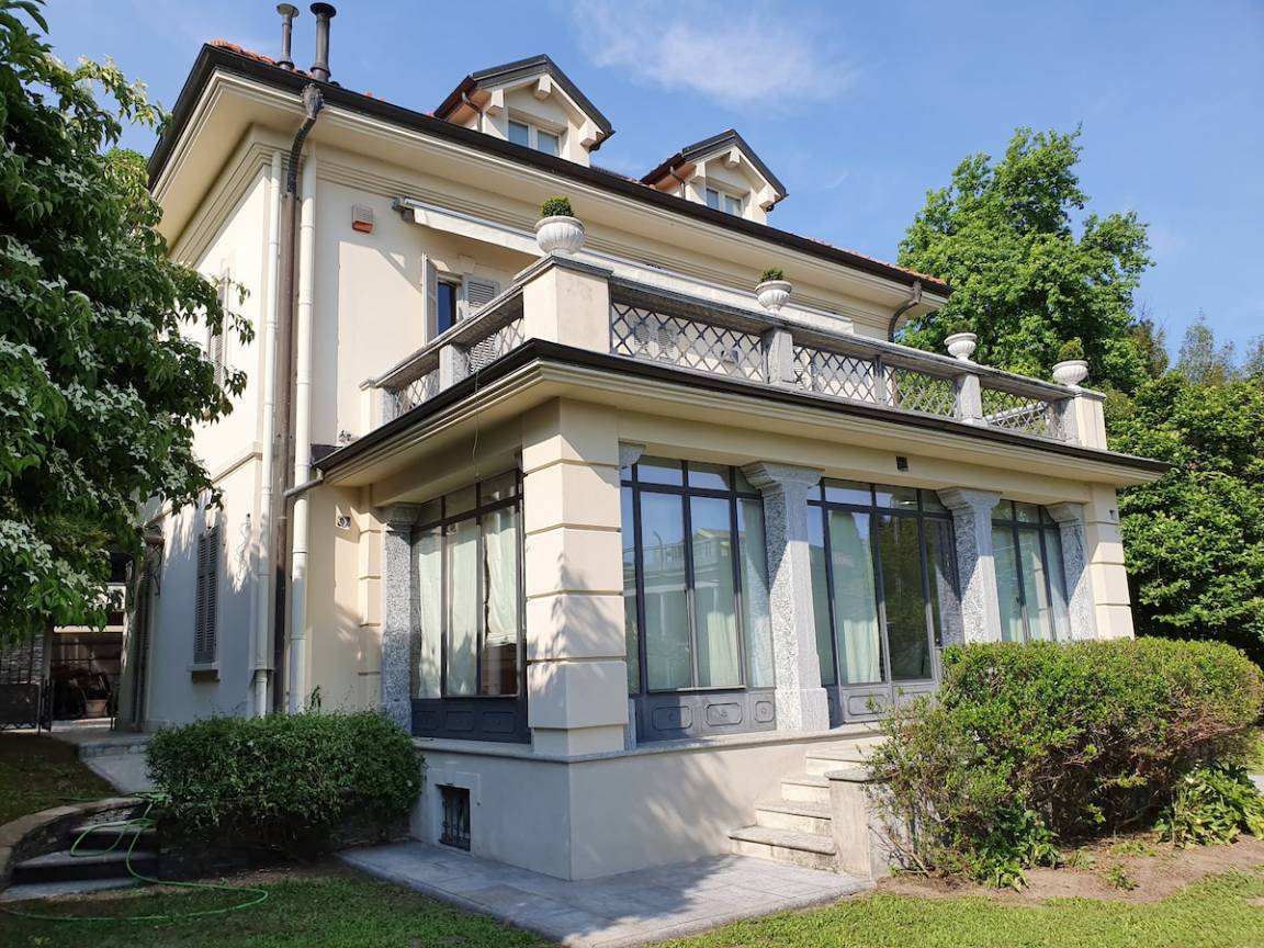 350 M² Villa ∙ 3 Bedrooms ∙ 6 Guests - Verbania