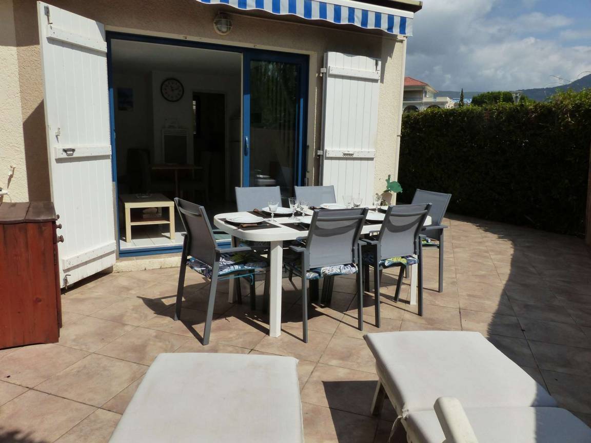 40 M² House ∙ 2 Bedrooms ∙ 4 Guests - Hyères