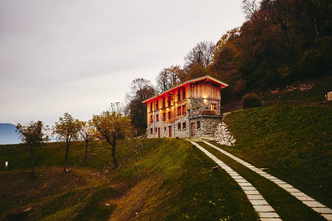 300 M² Chalet ∙ 2 Chambres ∙ 10 Personnes - Bellagio