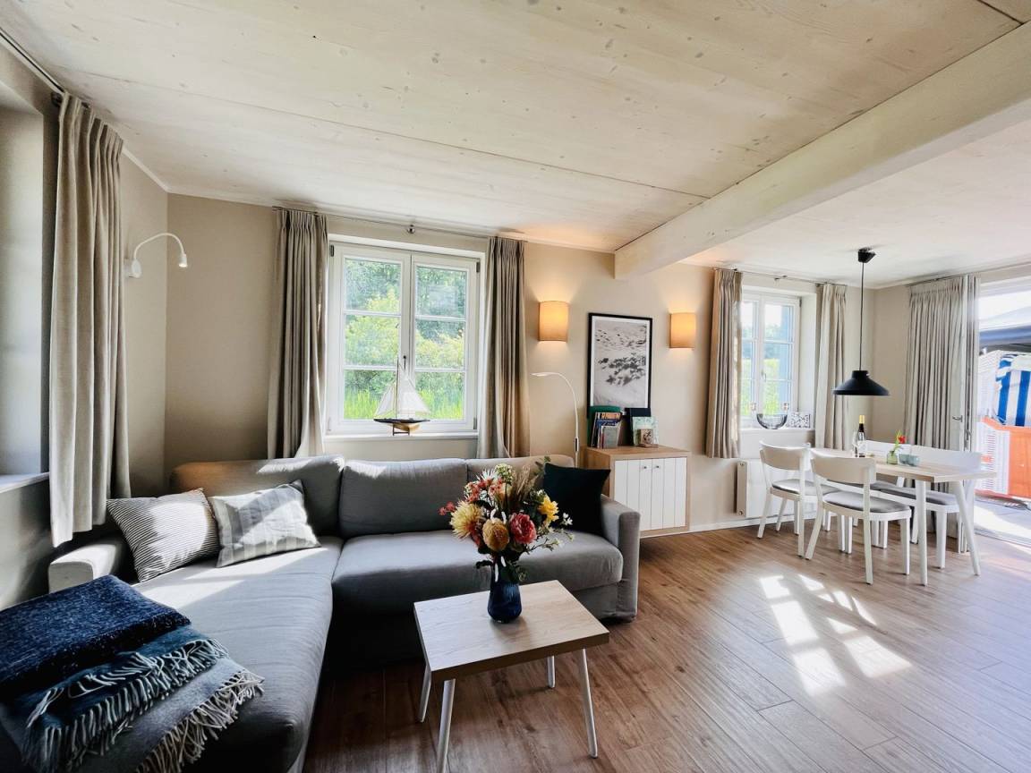 61 M² Ferienhaus ∙ 2 Schlafzimmer ∙ 4 Gäste - Binz