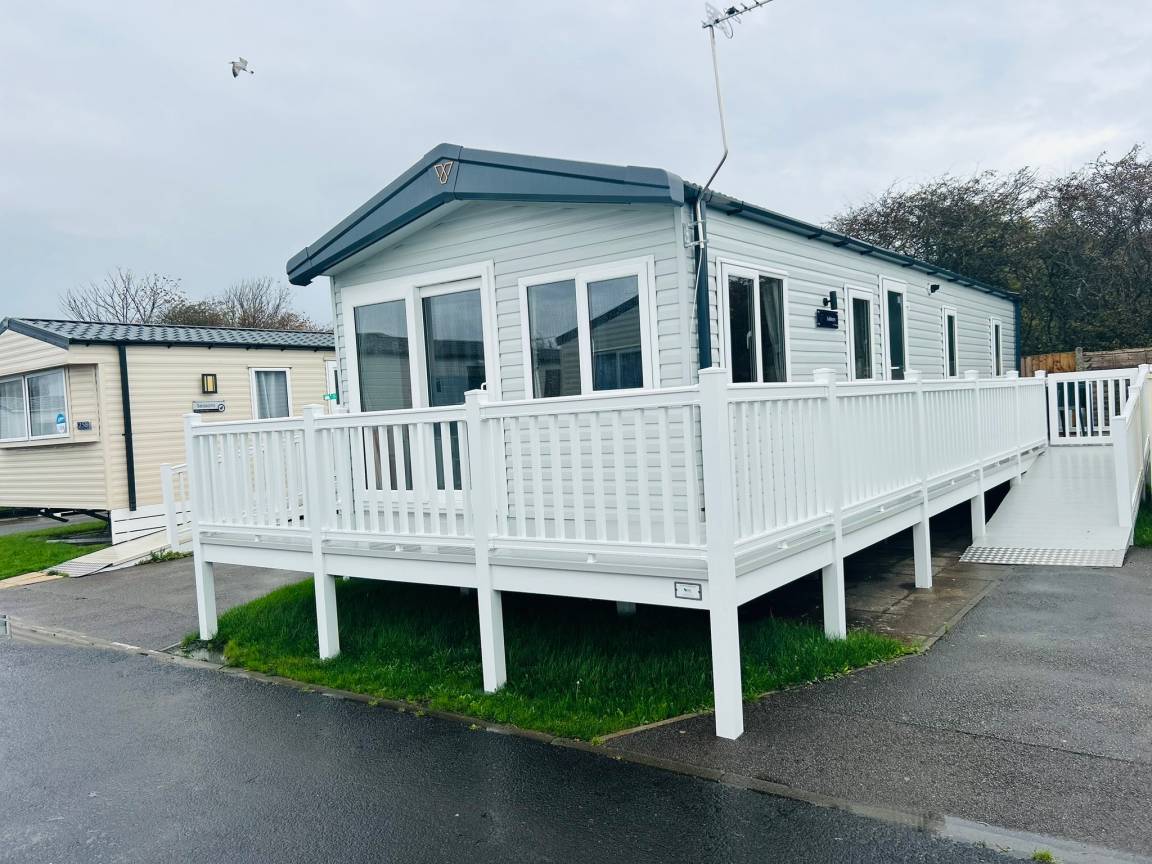 Cottage ∙ 3 Bedrooms ∙ 8 Guests - Blackpool